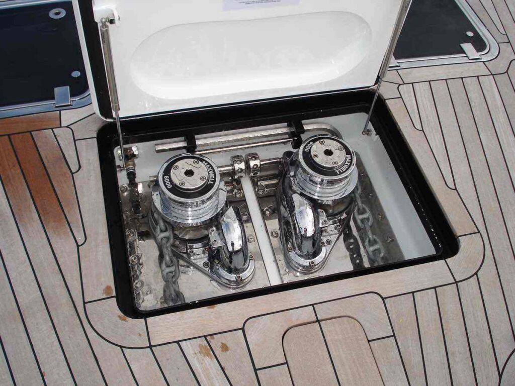 6000 Windlass - Maxwell