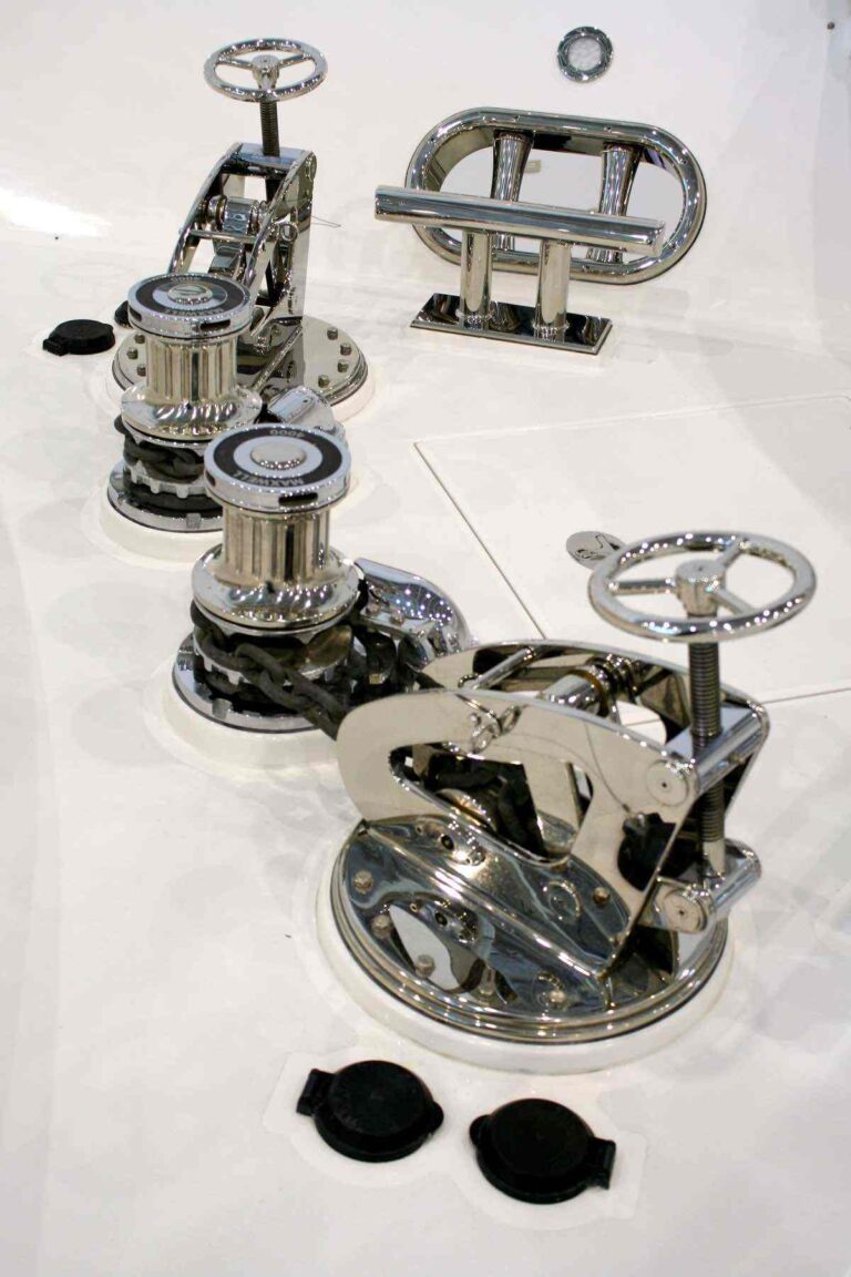 4000 Windlass - Maxwell